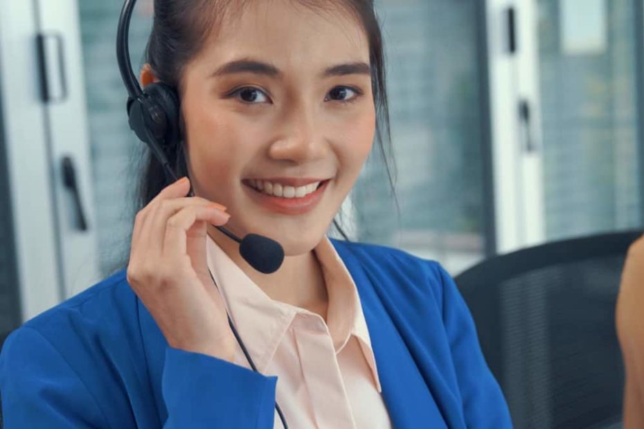 Customer Service vs Customer Support: Differences & How They Impact ...